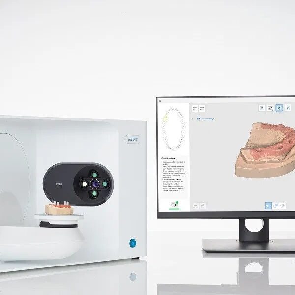 CARESTREAM CS3500 INTRAORAL DIGITAL SCANNER